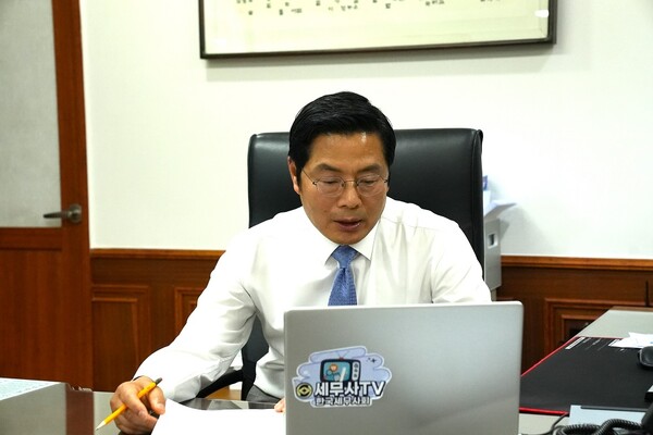 KBS 뉴미디어 채널, 크랩(KLAB)의 인터뷰 영상 출연